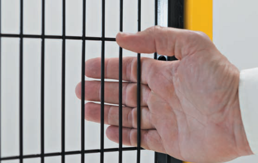 Calculating Safety Distances | Schmersal USA/Canada